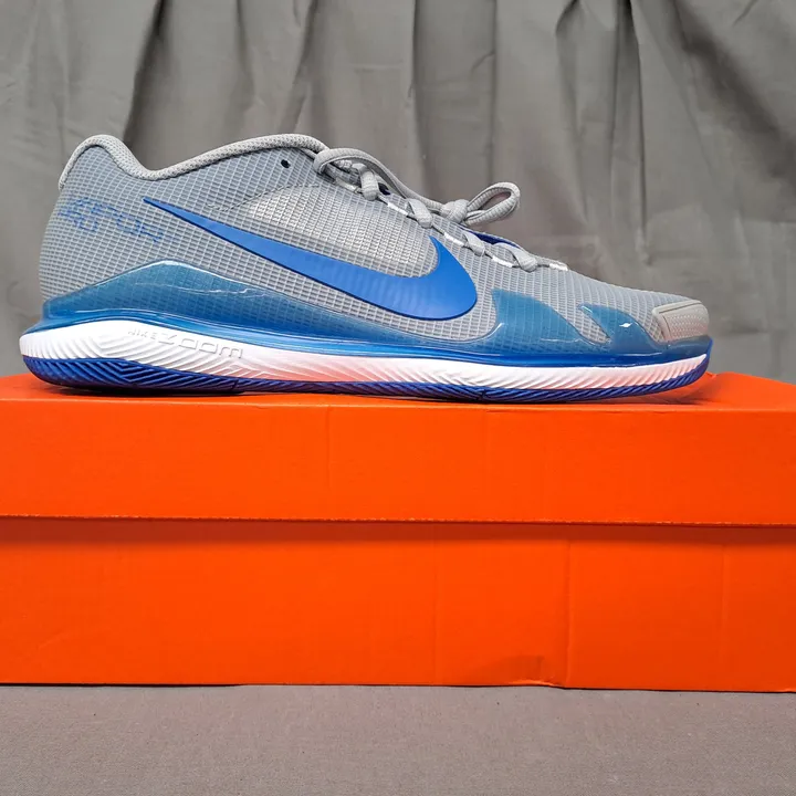 VAPOR PRO SHOES IN GREY/BLUE UK SIZE 7 4801165-Simon Charles Auctioneers
