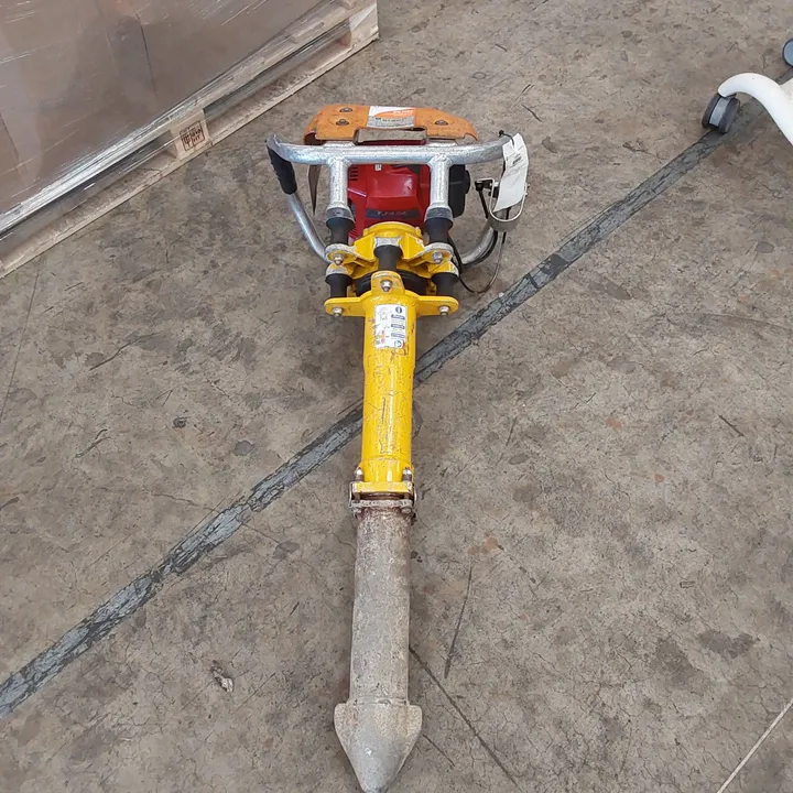 TAMPER - RAILWAY MAINTENANCE TOOL 4714631-Simon Charles Auctioneers