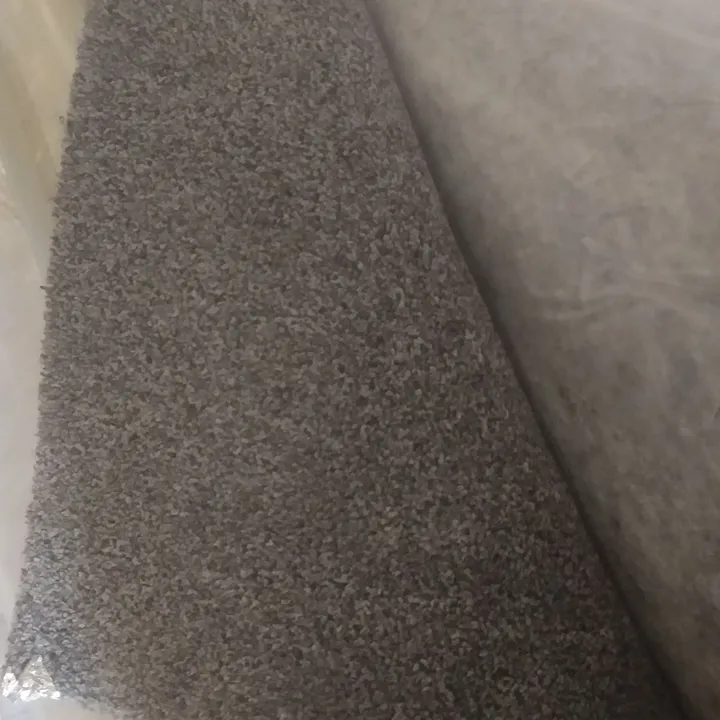 TWIST SB CARPET APPROXIMATELY 4X7.25M 4442909-Simon Charles Auctioneers