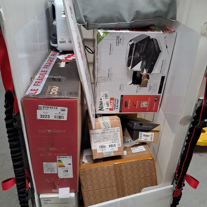 HEADPHONES , NOC GAMING MONITOR , ETC 4801523-Simon Charles Auctioneers