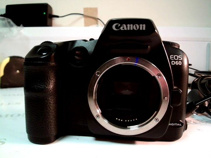 CANON EOS D60 DIGITAL CAMERA 3130173-Simon Charles Auctioneers