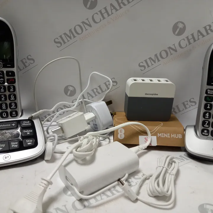 EE MINI HUB, ULL POWER SUPPLY, ETC 4489894-Simon Charles Auctioneers